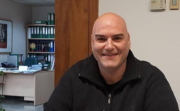 Sergio Brenes sufre el acoso de miles de 'trolles' catalanes independentistas | Diario Sur